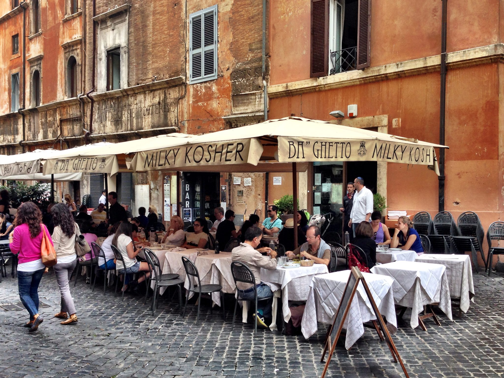 Visiting the Jewish Ghetto - Revealed Rome